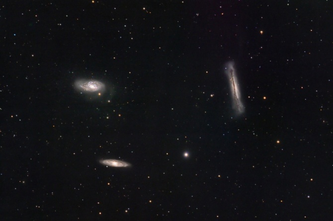 DOCdb - NGC 3623 (in Leo Triplet)